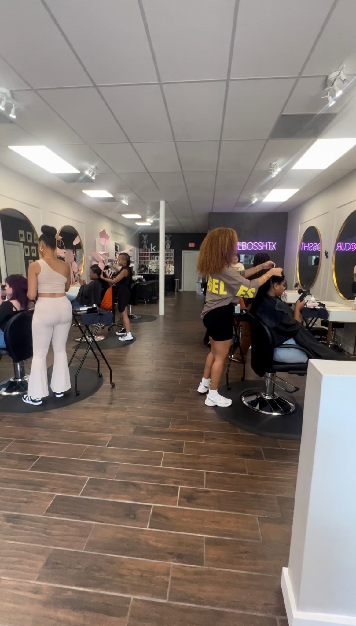 Meet Sarah Reyna | Owner & Stylist - SHOUTOUT HTX