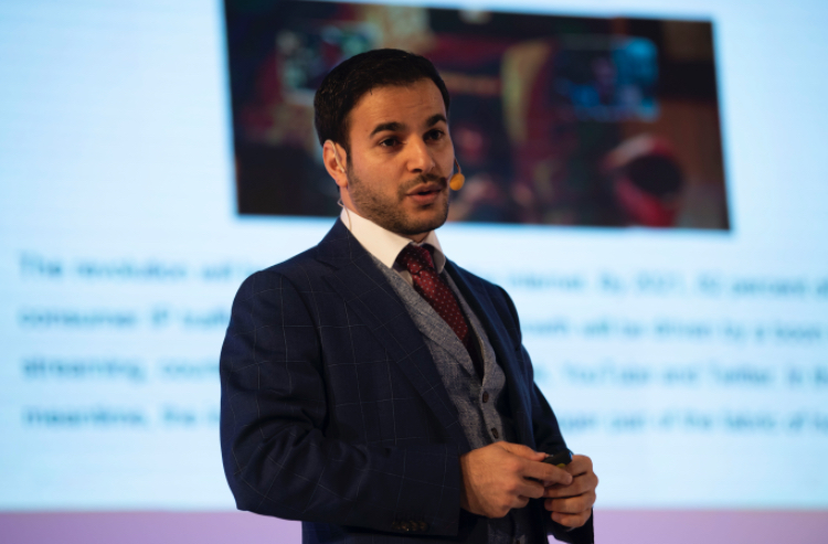 Meet Hashem Al-ghaili | Science Communicator & Filmmaker - SHOUTOUT HTX